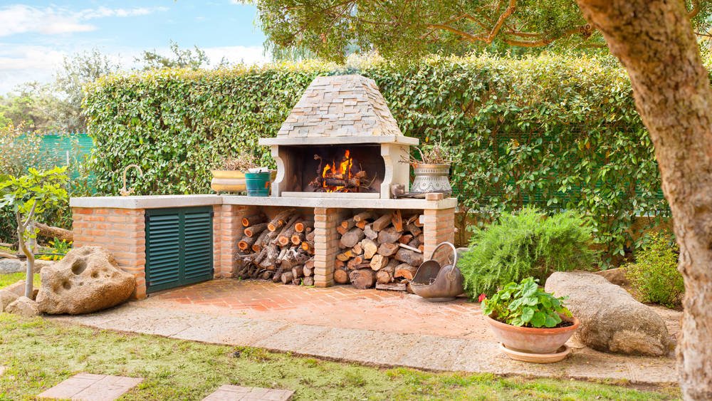 Comment bien choisir le BBQ de votre abri de jardin | Chaletdejardin.fr